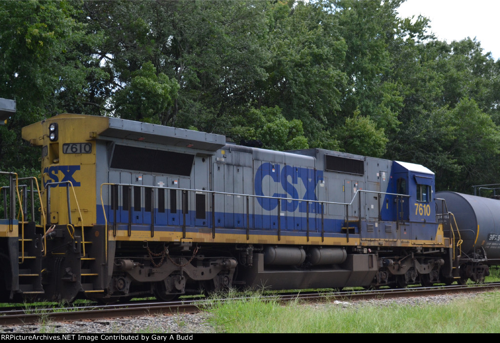 CSX C40-8 7610 LONG HOOD BALDWIN FL